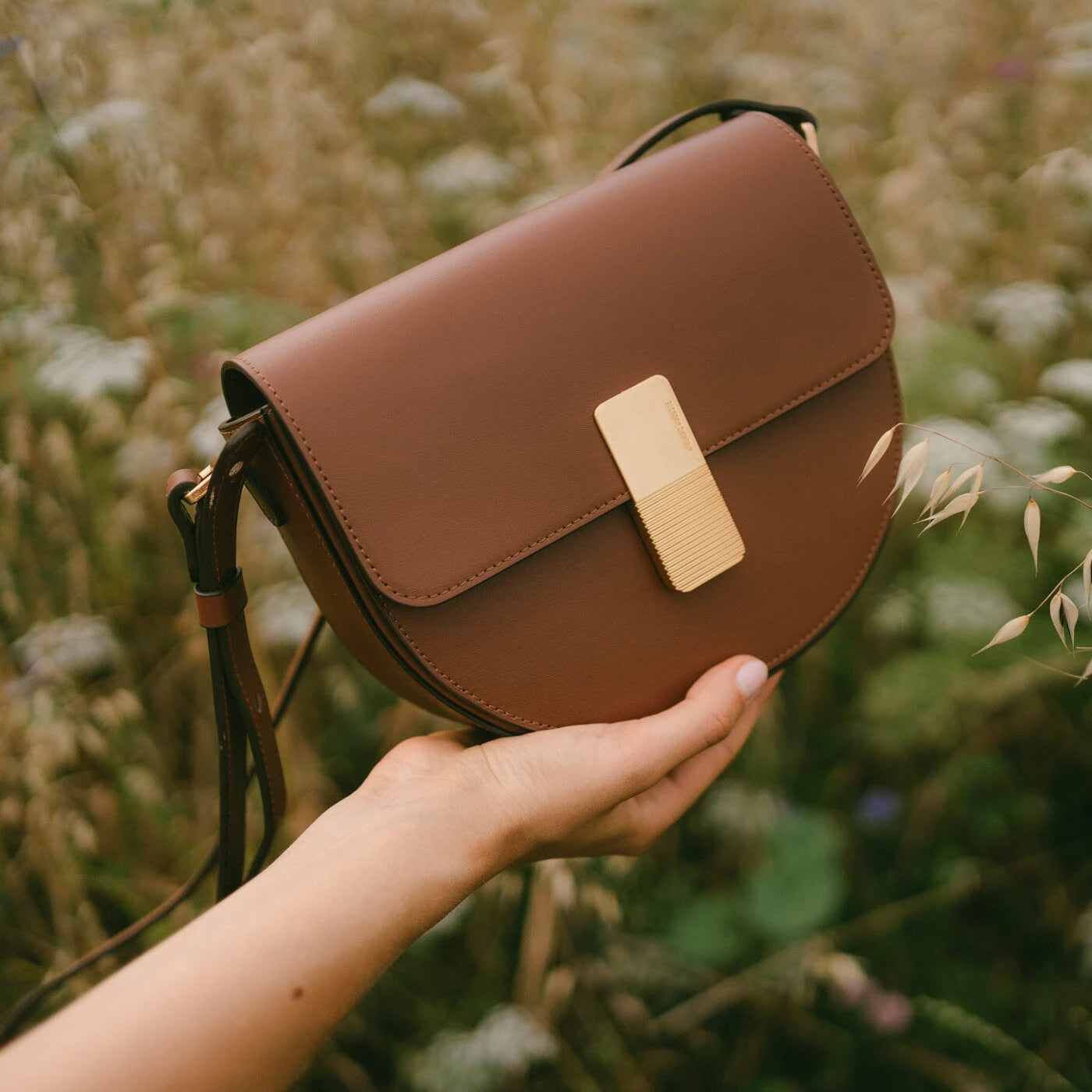 Sully Gold Edition - Tan Box Leather – Ateliers Auguste