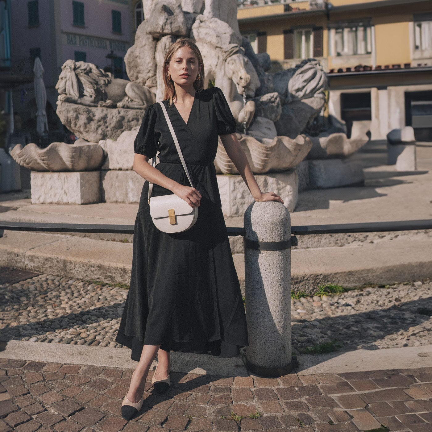 Sully Gold Edition - Off White box Leather – Ateliers Auguste